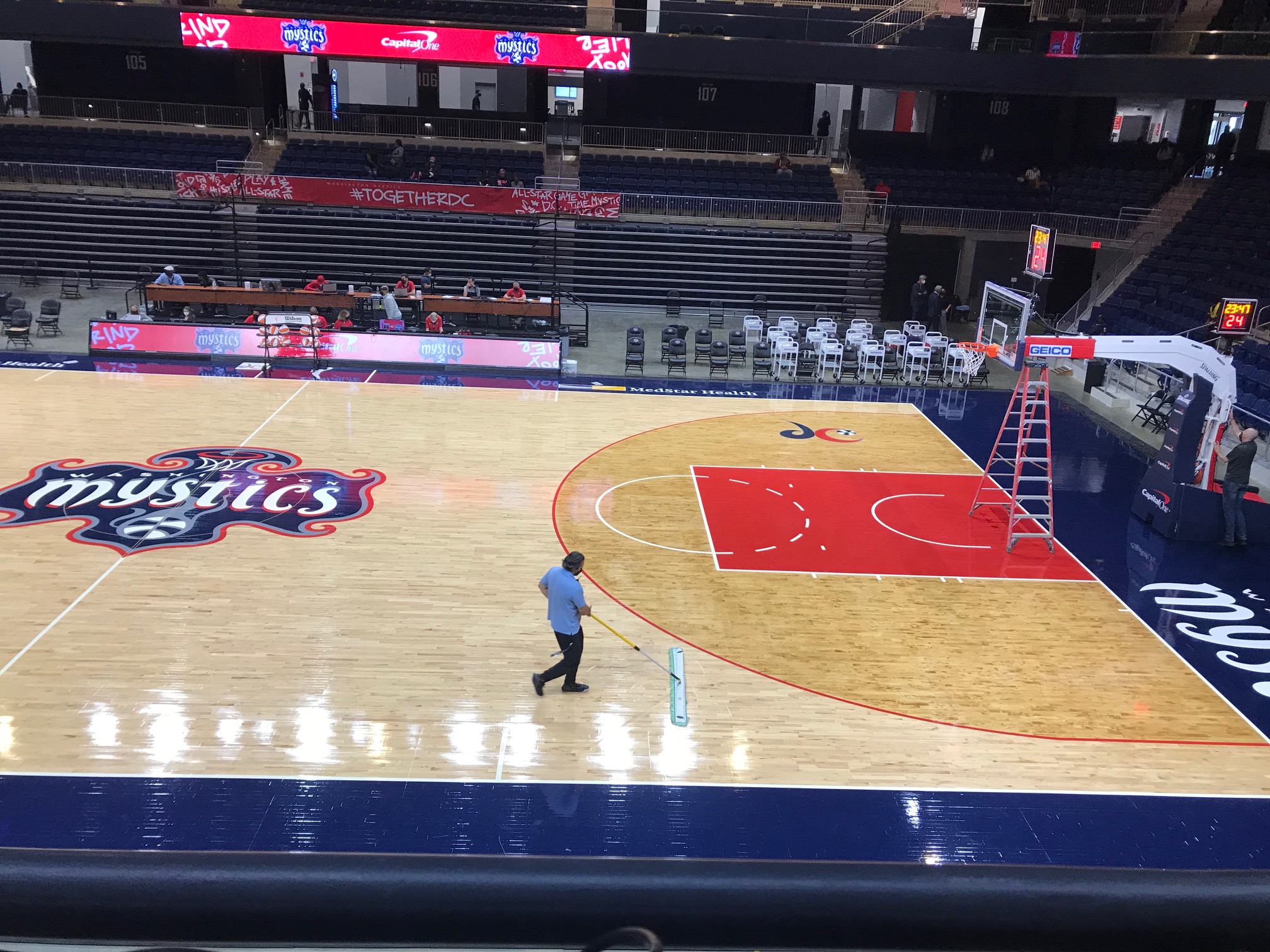 Inside the Washington Mystics' first scrimmage and Tina Charles ...