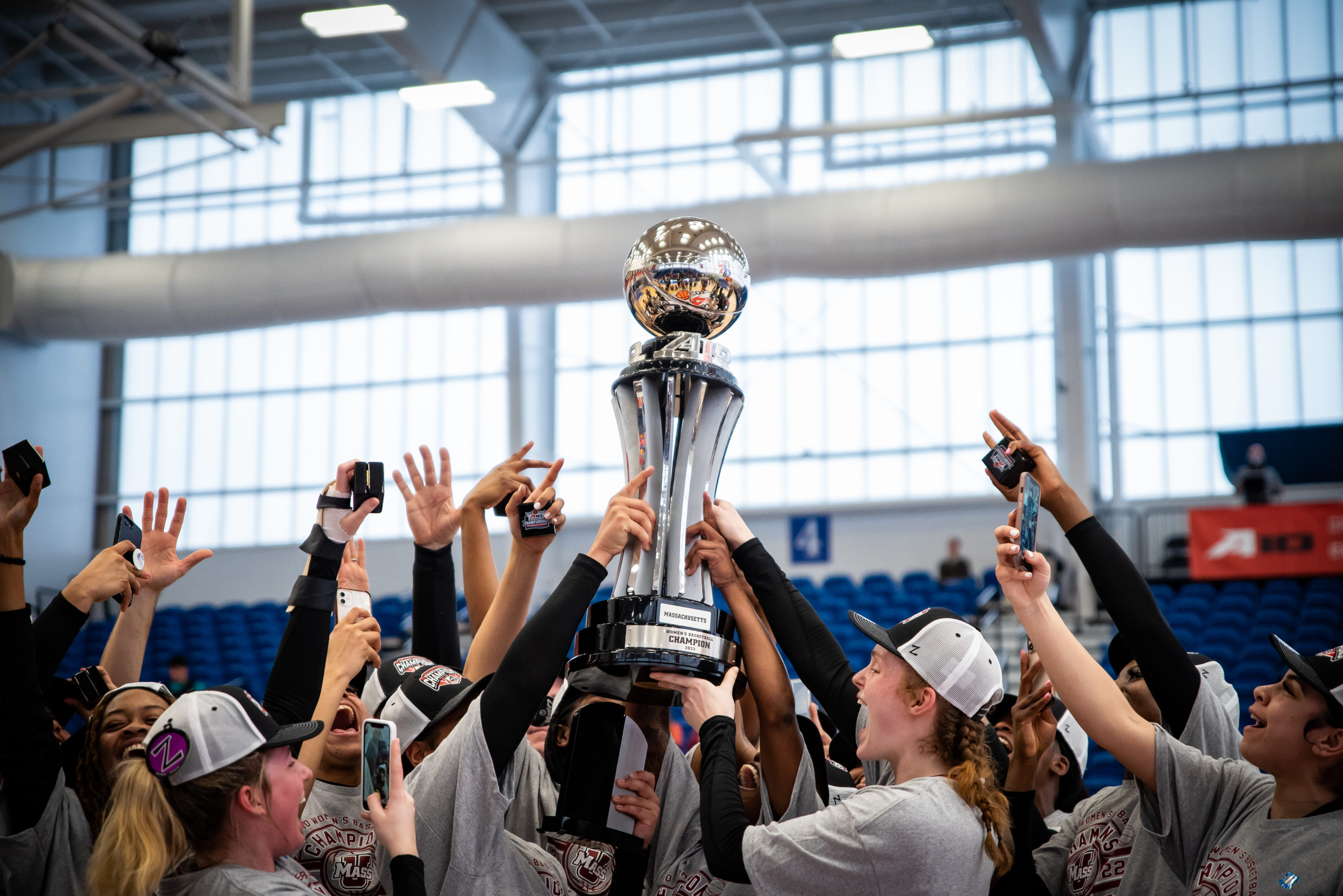 UMass makes history with first Atlantic 10 tournament championship
