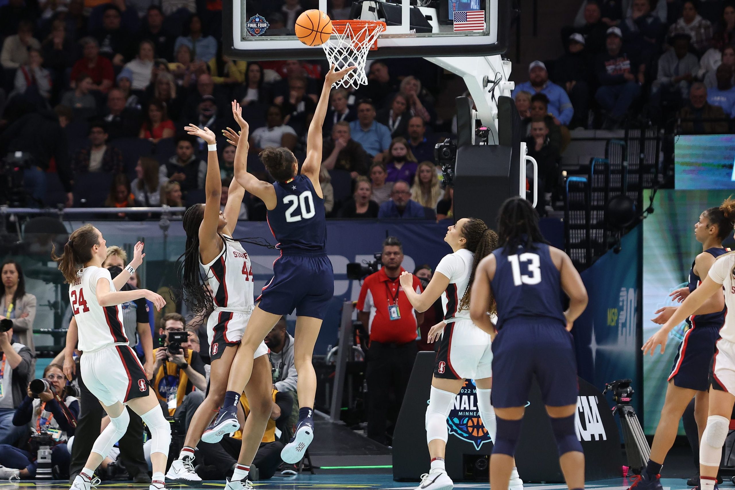Film room: How Stanford failed to adjust in Final Four loss to UConn
