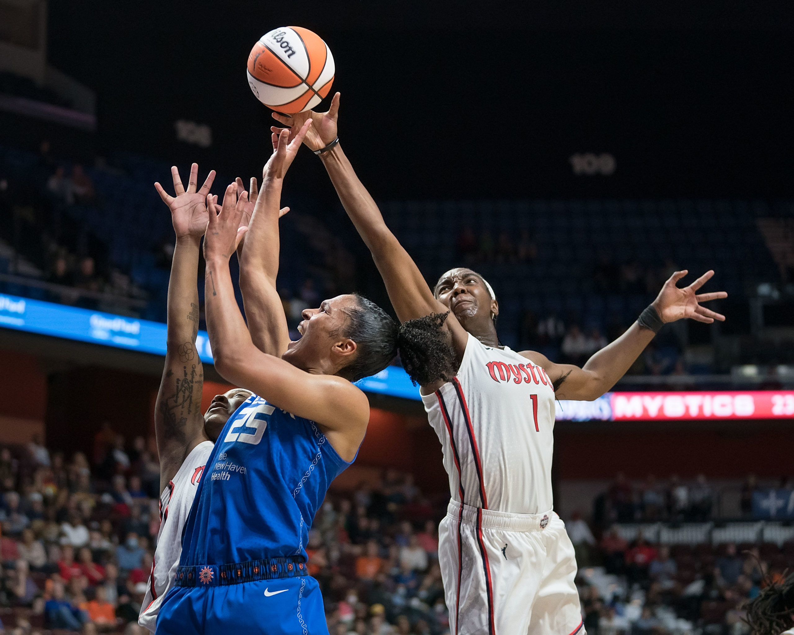 How Elizabeth Williams' defense raises the Mystics' ceiling - The Next