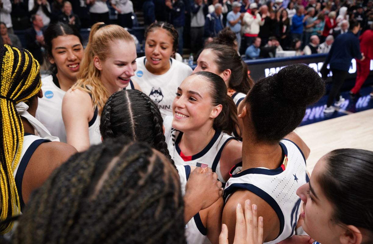Inside UConn's Sweet Sixteen-clinching victory