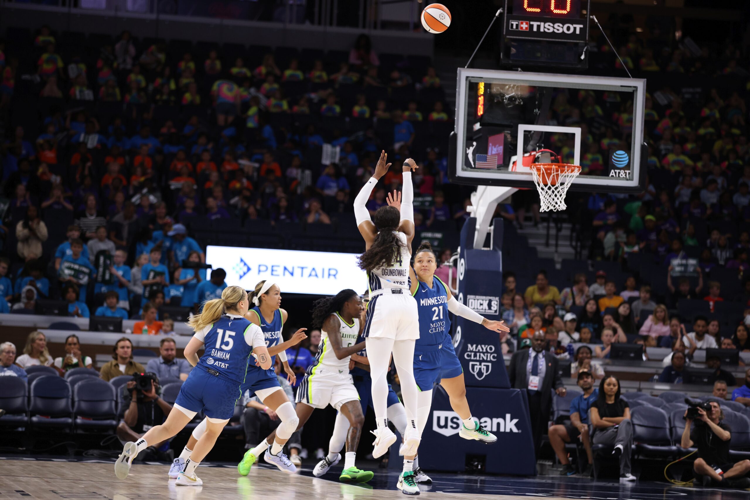 WNBA Notes: Sun's defense, Wings offense, and more
