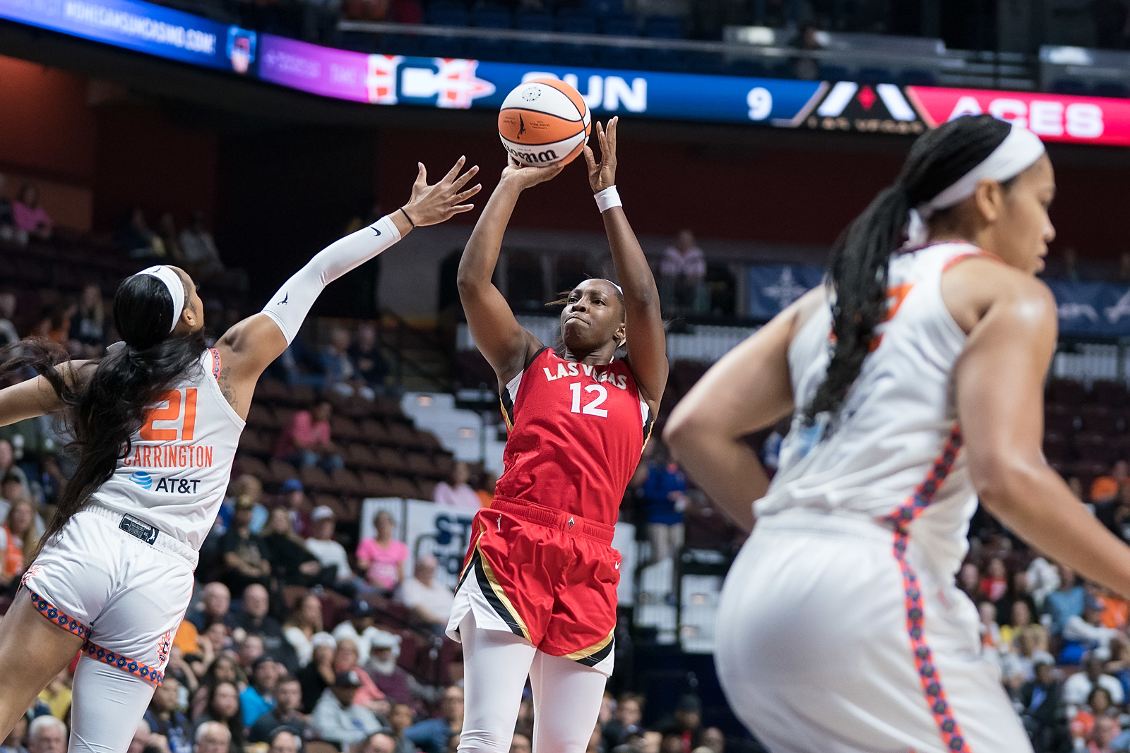 WNBA Notes: Las Vegas and New York face off, the Sun's new look