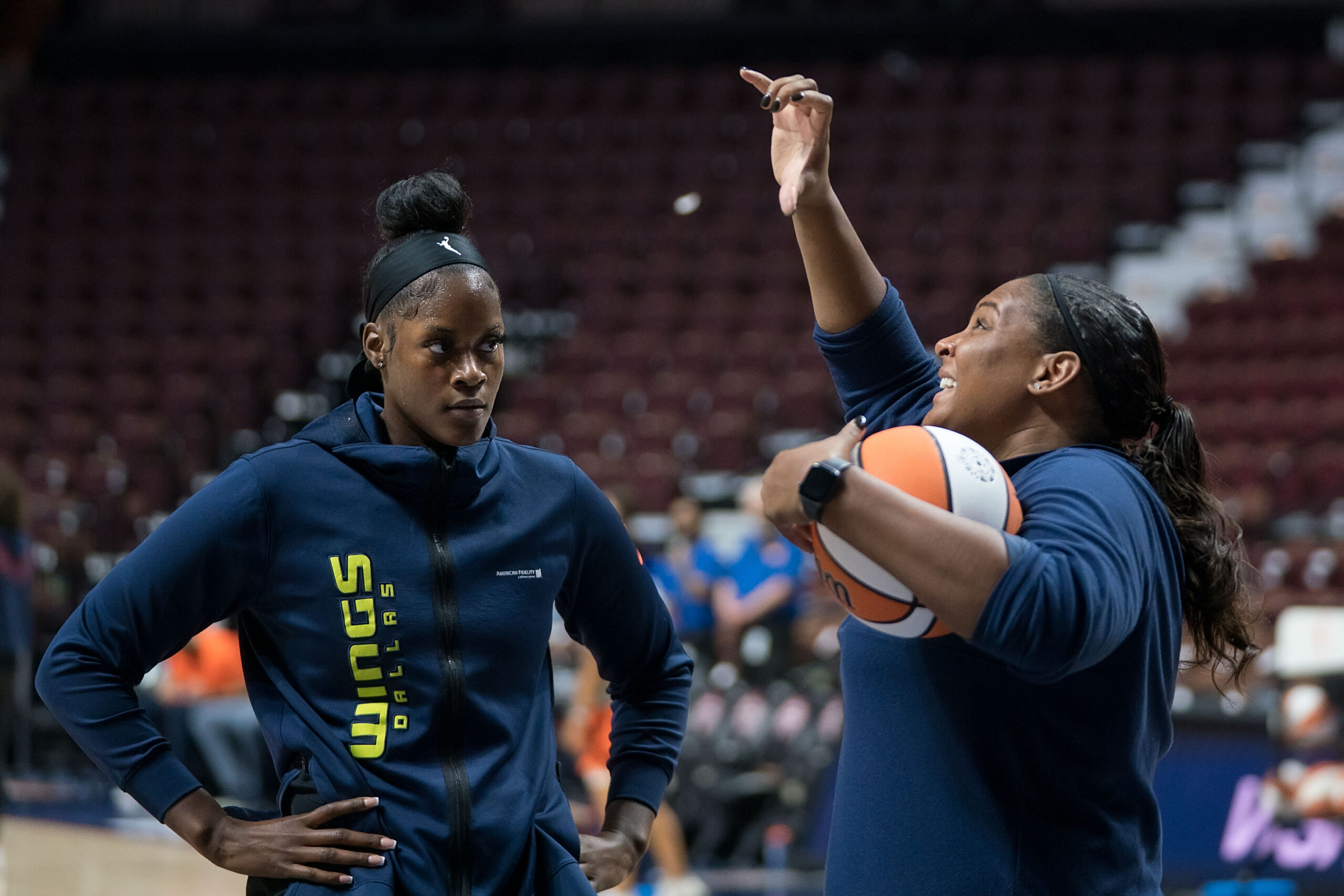 Kalani Brown’s re-signing is good news for the Dallas Wings’ paint ...