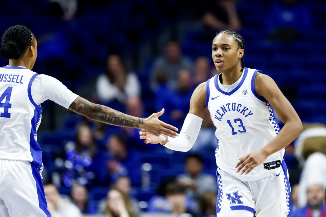 It's finally clicking for Ajae Petty - The IX Basketball