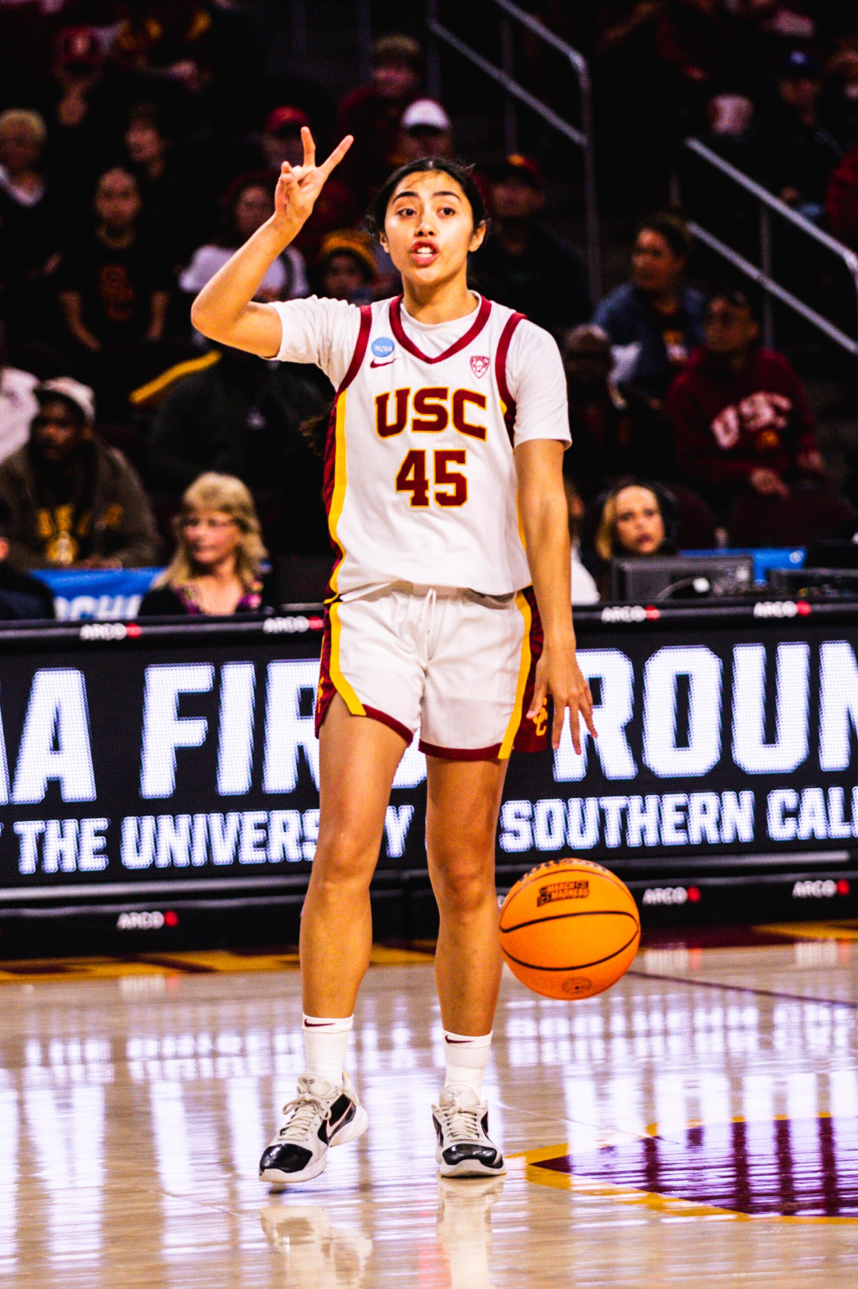 Kayla Padilla is the floor leader USC needs - The IX Basketball