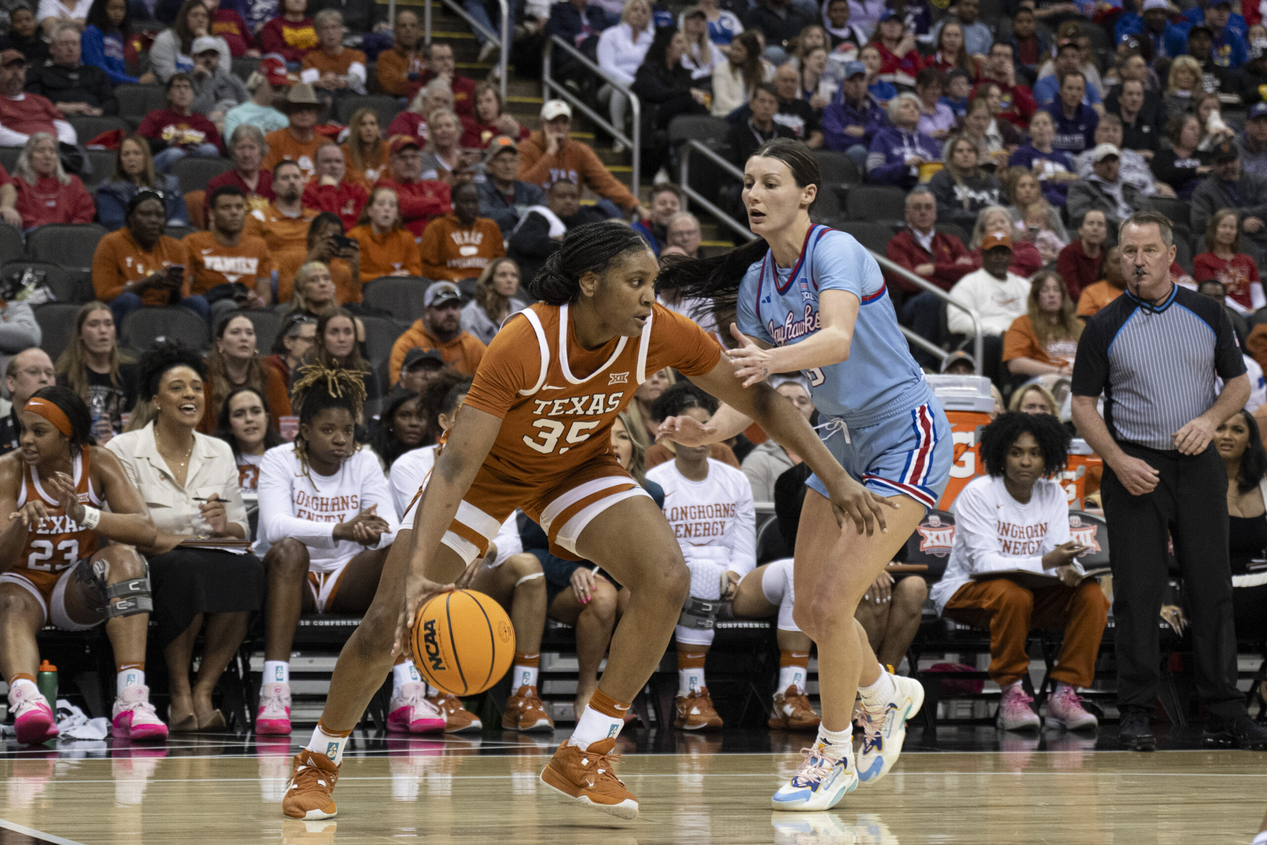 Texas Longhorns notebook: Booker, Carlton and Notre Dame game - The Next