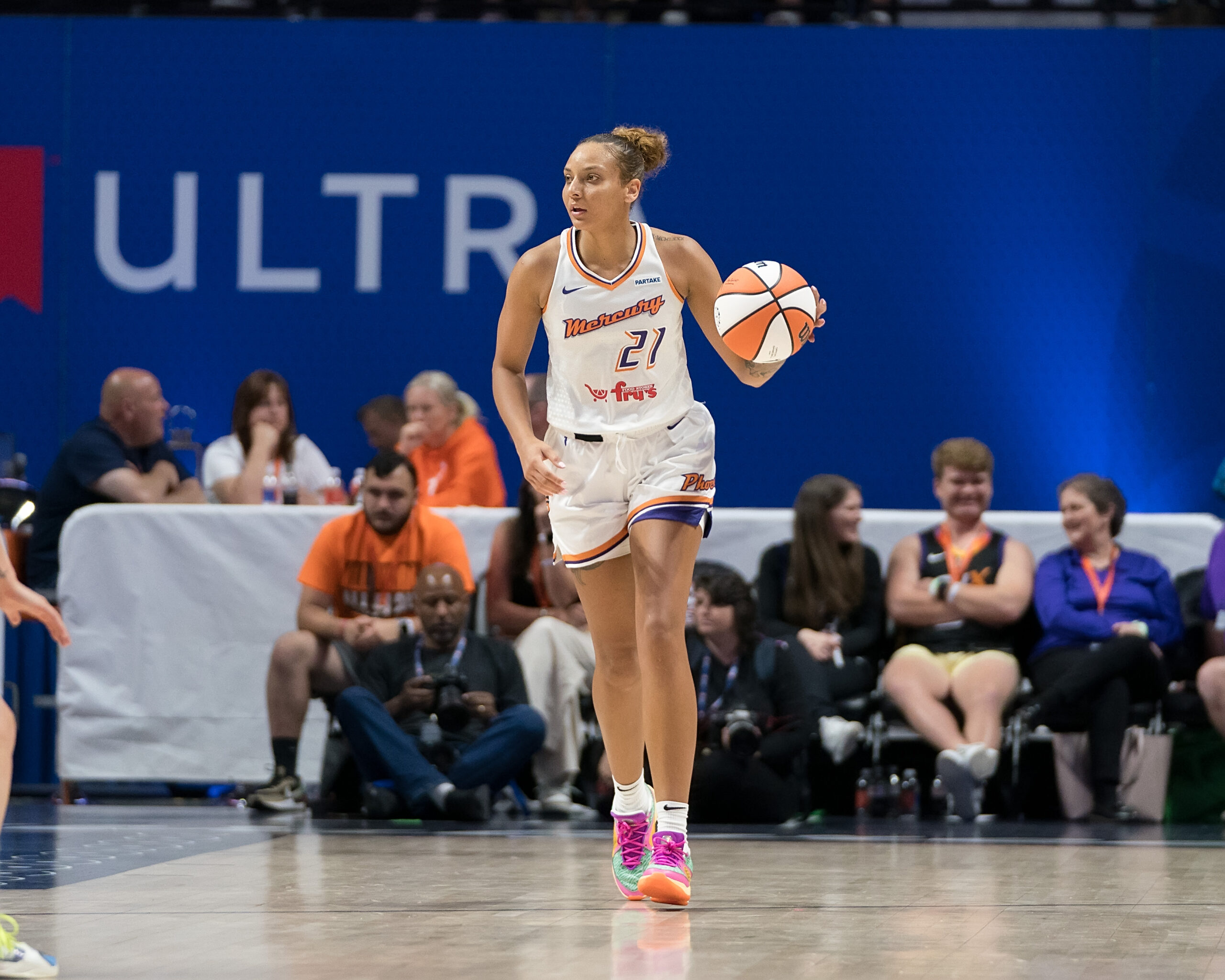 Mikiah Herbert Harrigan optimizes time in Phoenix Mercury lineup - The ...